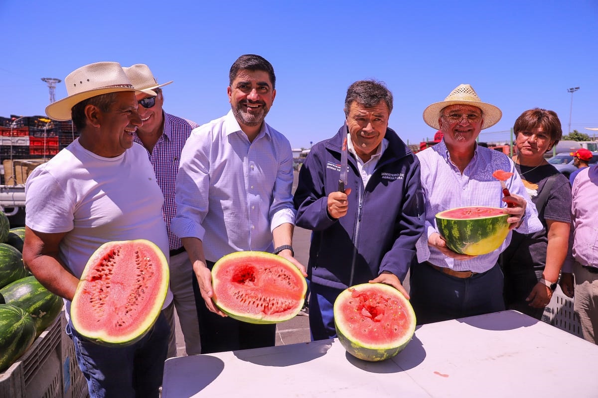 Ministro de Agricultura celebra el inicio de la temporada de la Sandía ...